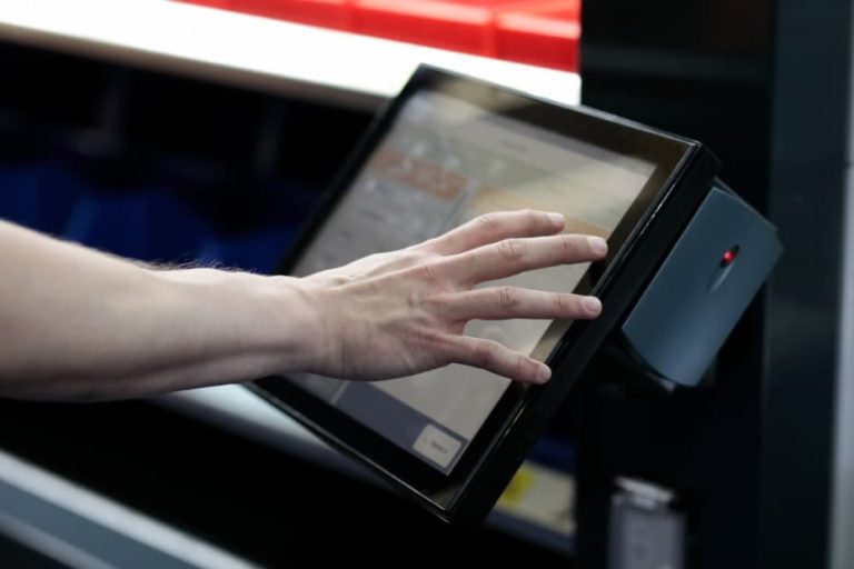 Graphical user interface (GUI): definition and implementation