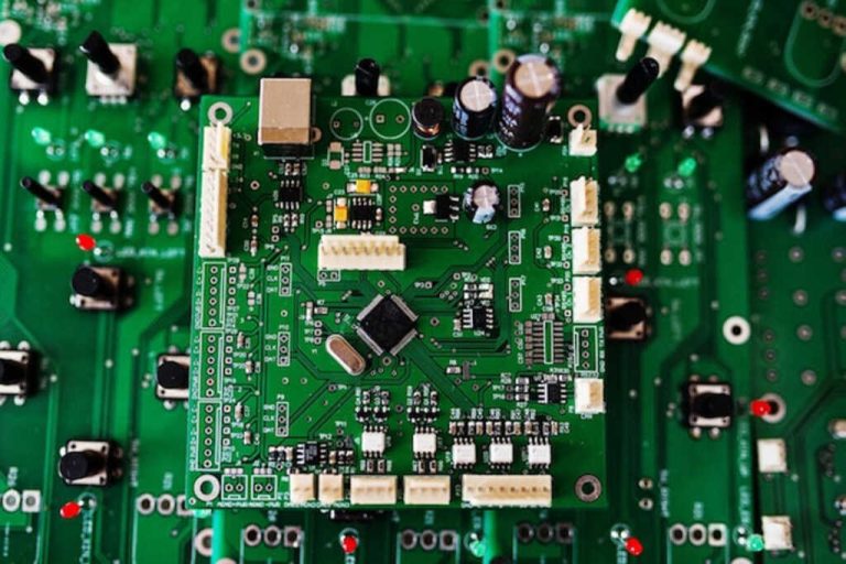 LCD controller board: the key to high-quality displays